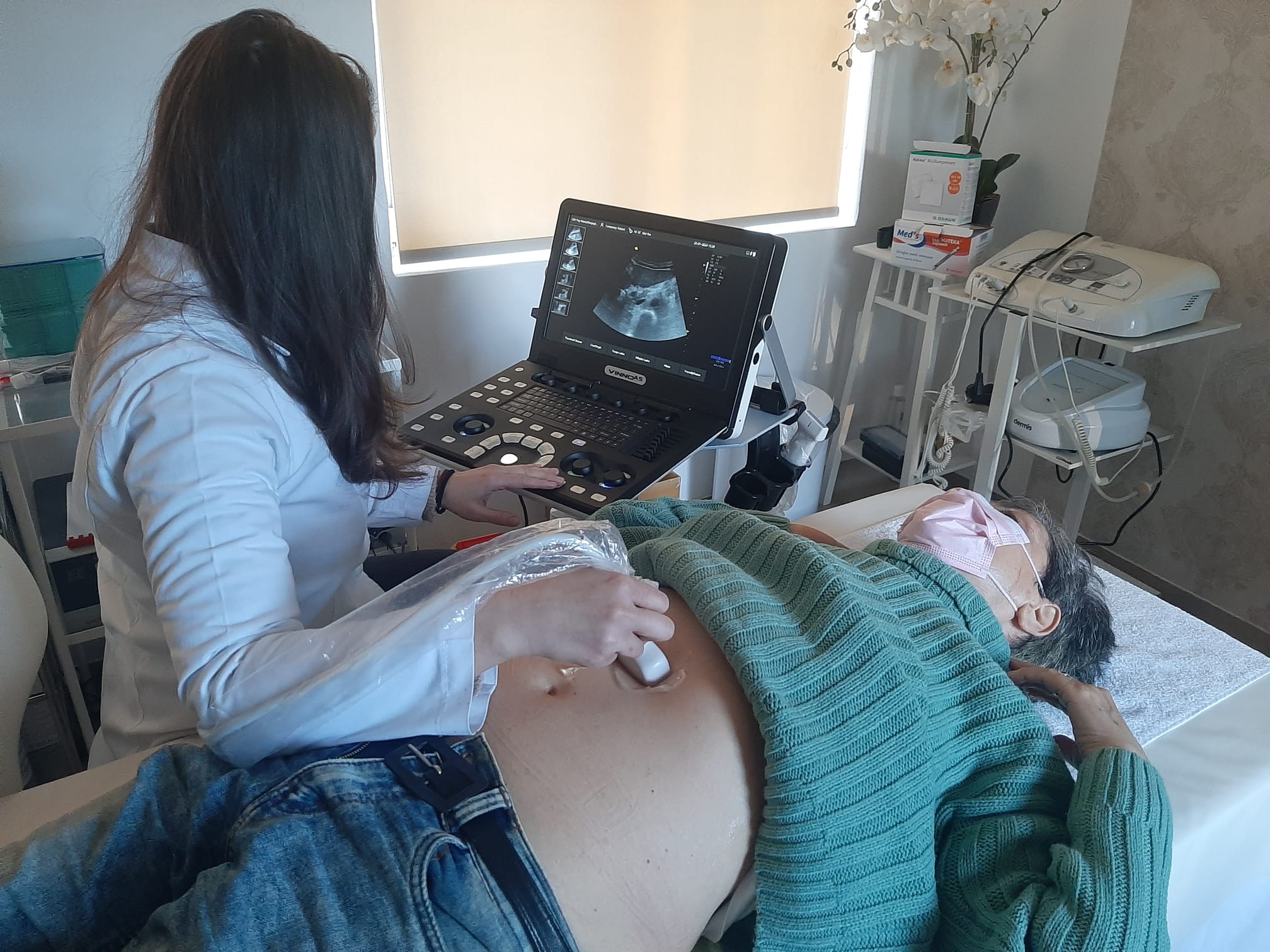 Consultatii ecografice abdominale - Marpolife.ro